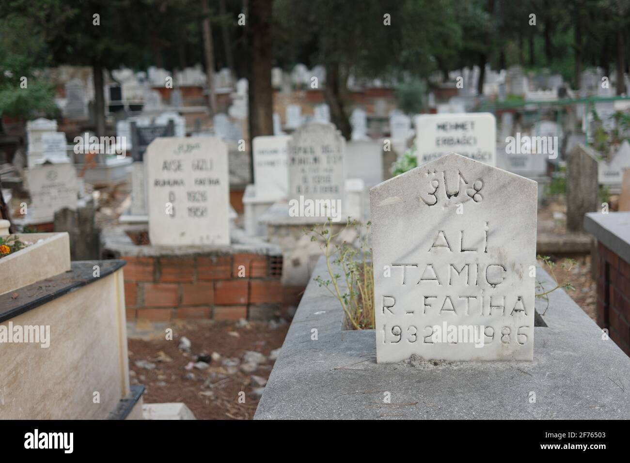 Tombstone at Muslim cemetery, Turkey Stock Photo - Alamy