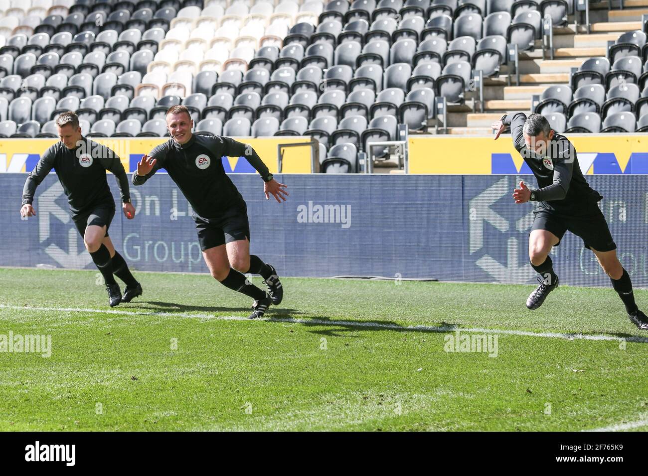 Matthew parry hi-res stock photography and images - Alamy