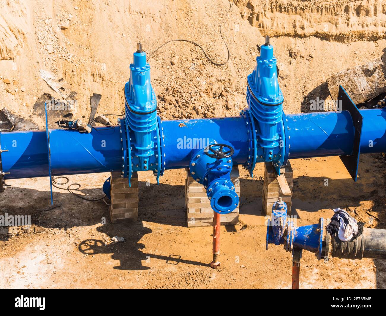 City potable water pipeline hi-res stock photography and images - Alamy