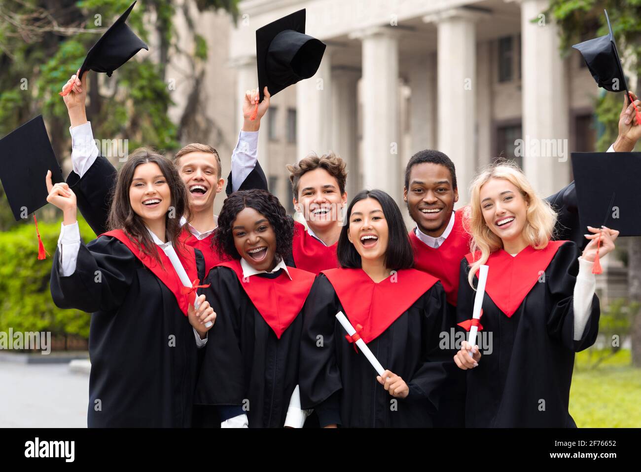 Graduation cap gown scroll hi-res stock photography and images - Alamy