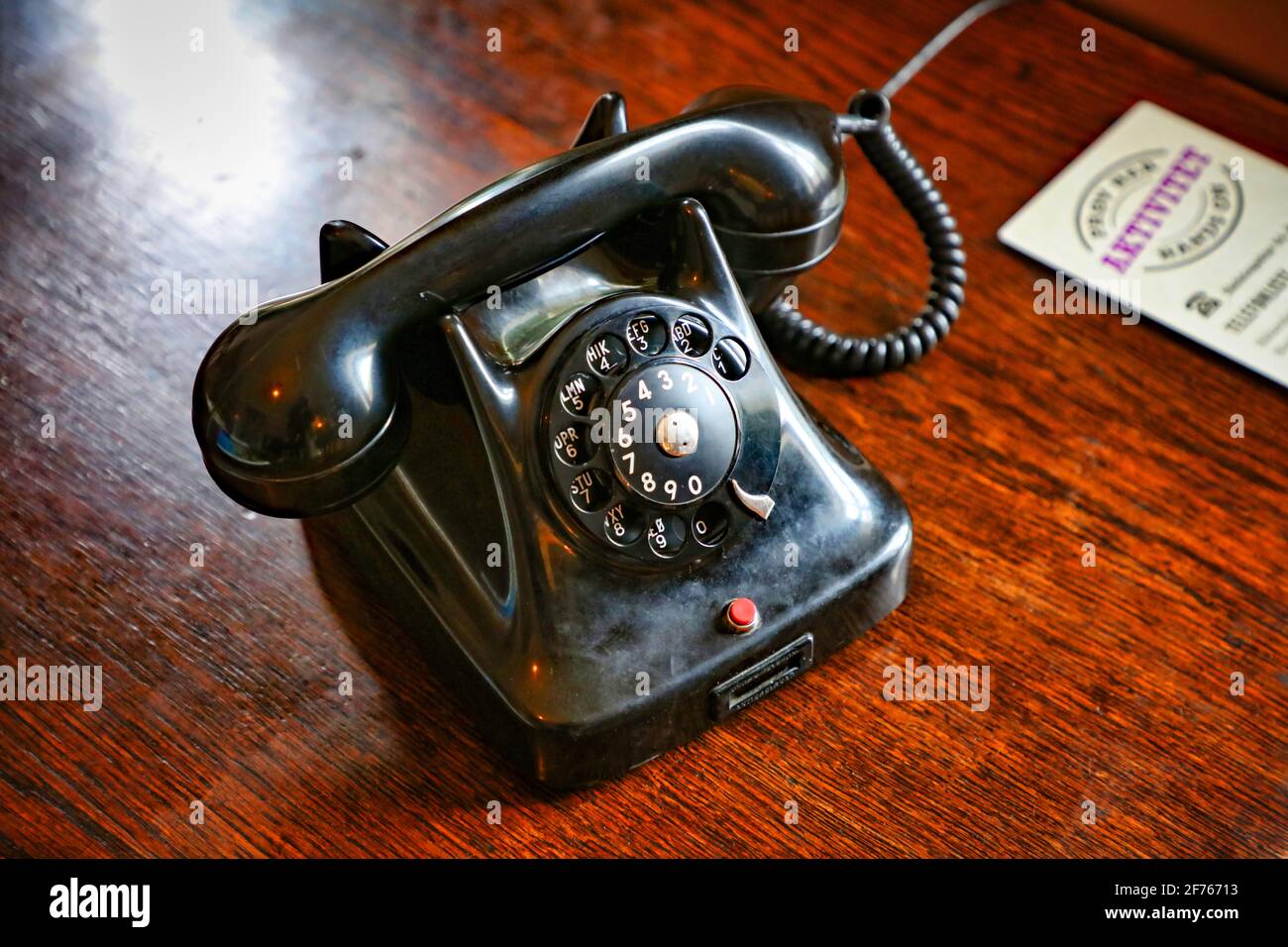 Old landline hi-res stock photography and images - Alamy