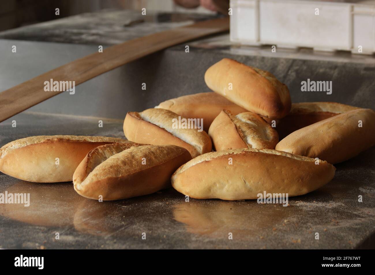 Hot loaves hi-res stock photography and images - Alamy