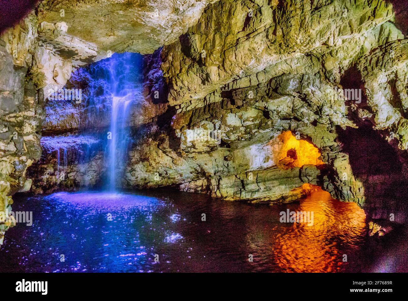 Smoo Cave, Durness in Sutherland, Highland, Scotland Stock Photo - Alamy
