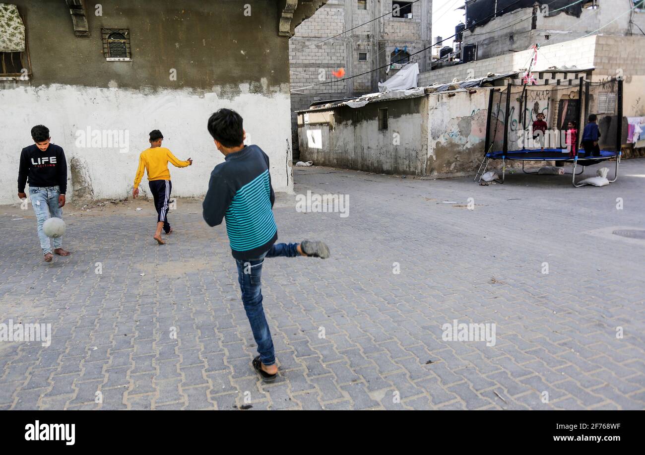 April 5, 2021, Gaza City, The Gaza Strip, Palestine: Palestinian ...