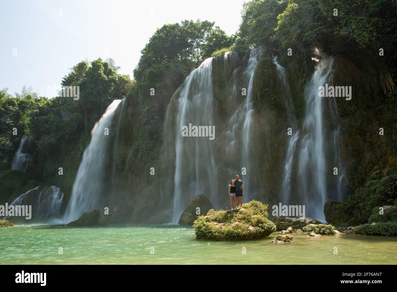 Vietnam ban gioc waterfall hi-res stock photography and images - Alamy