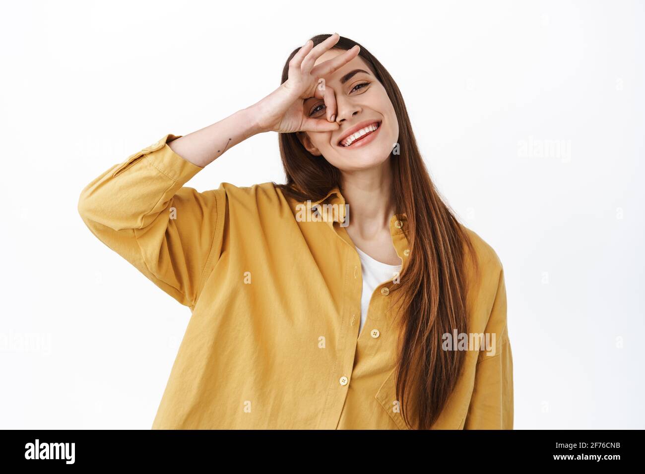 Showing ok sign eye hi-res stock photography and images - Alamy