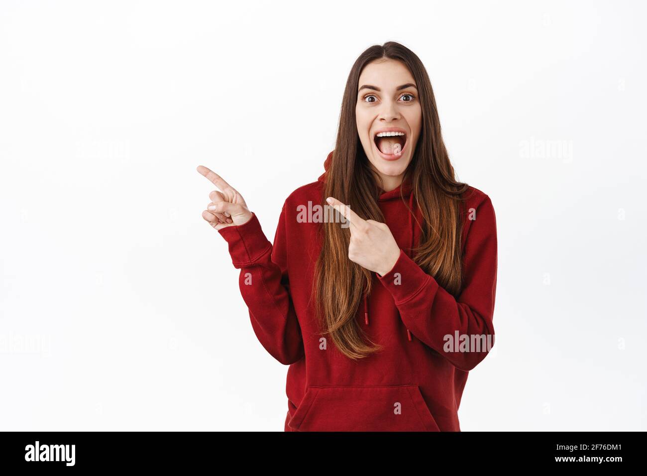 Woman pointing yelling hi-res stock photography and images - Alamy