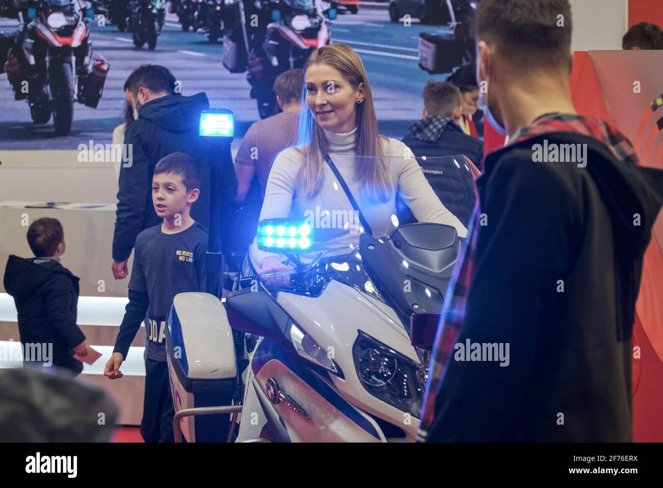 Police motorcycle female hi-res stock photography and images - Alamy