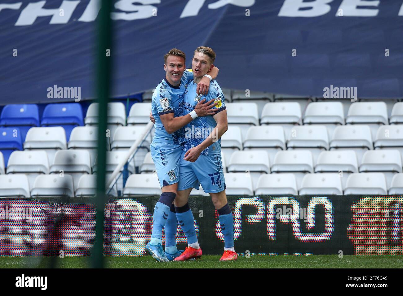 Viktor gyokeres coventry hi-res stock photography and images - Alamy