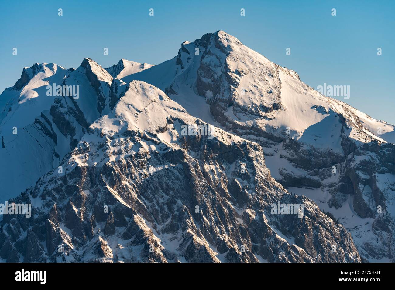 High alpine pure fresh water mountain hi-res stock photography and ...