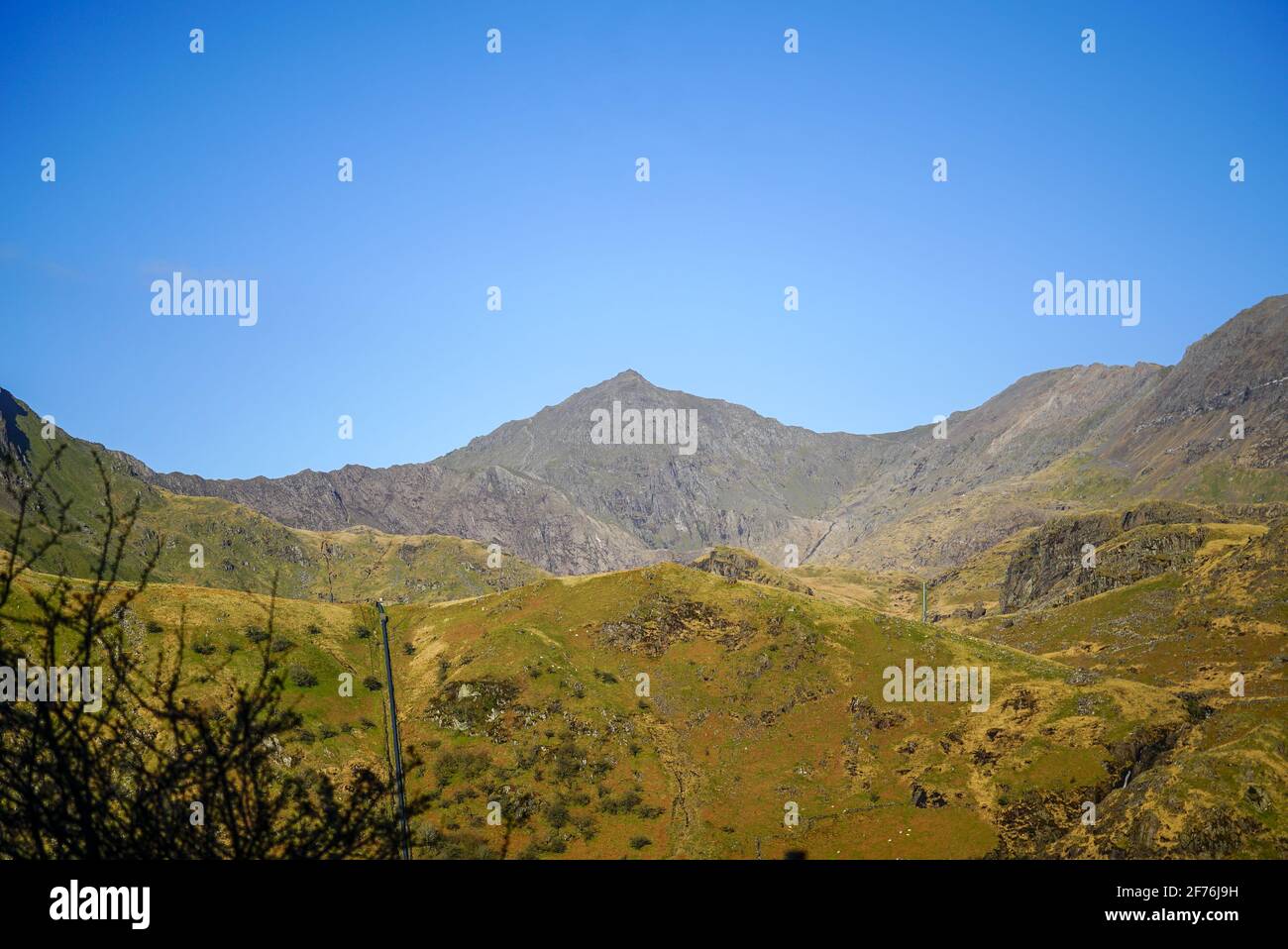 Spring Journey to Snowdon Mountain 11-11 Stock Photo - Alamy