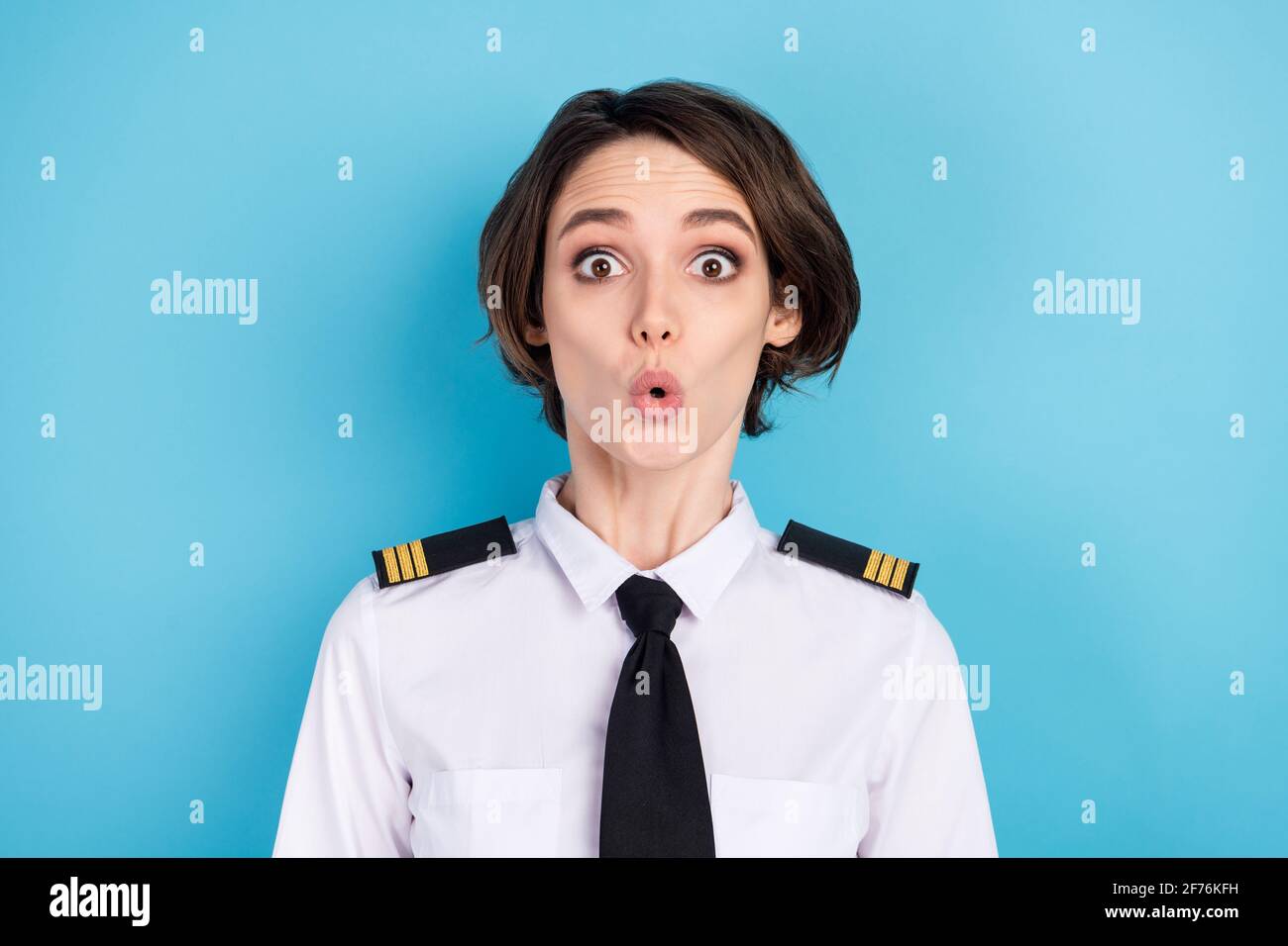 Portrait of impressed pretty lady staring camera open mouth cant ...