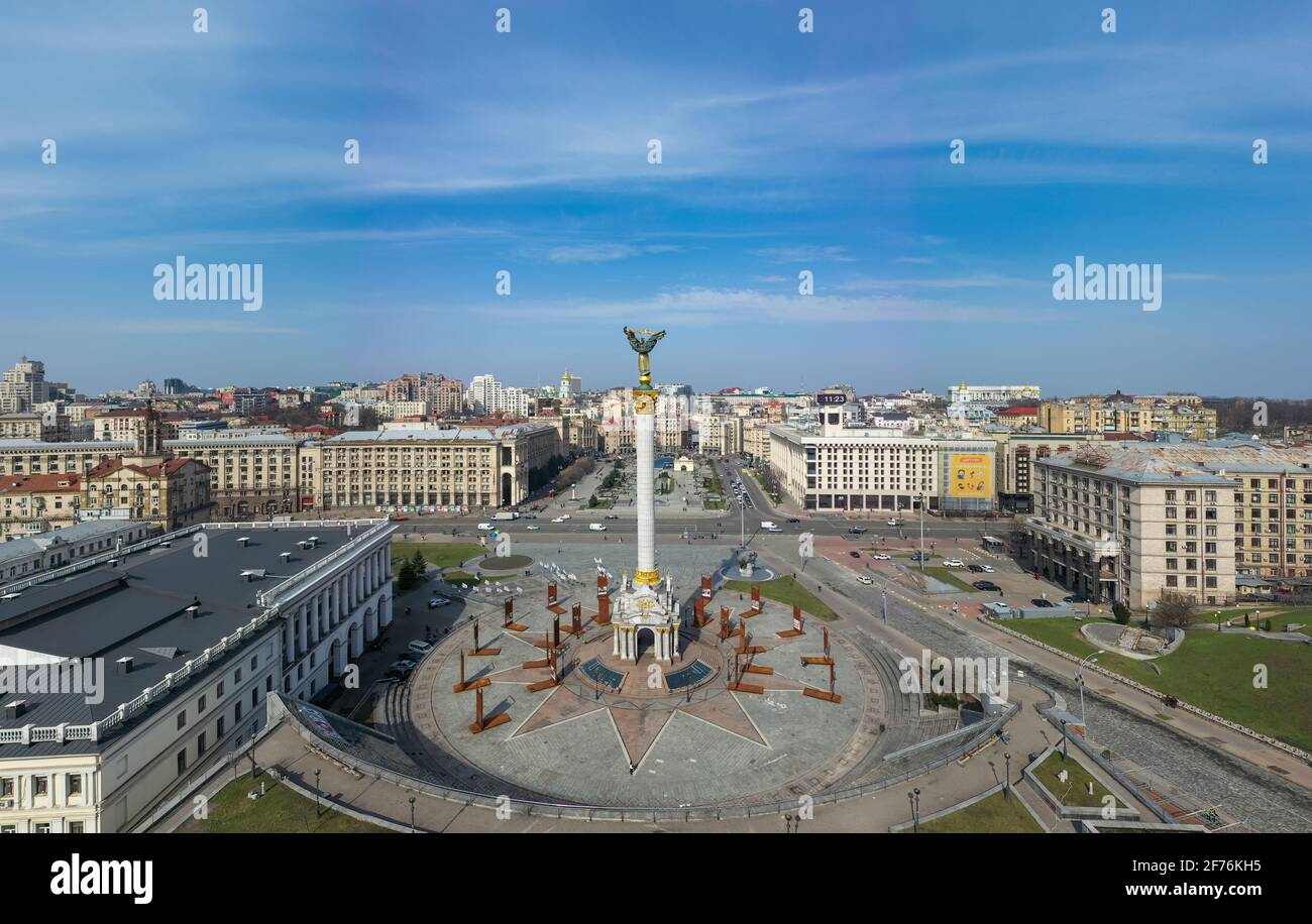 Kyiv, Ukraine - April 1, 2021: Independence Monument in Kyiv. View from ...