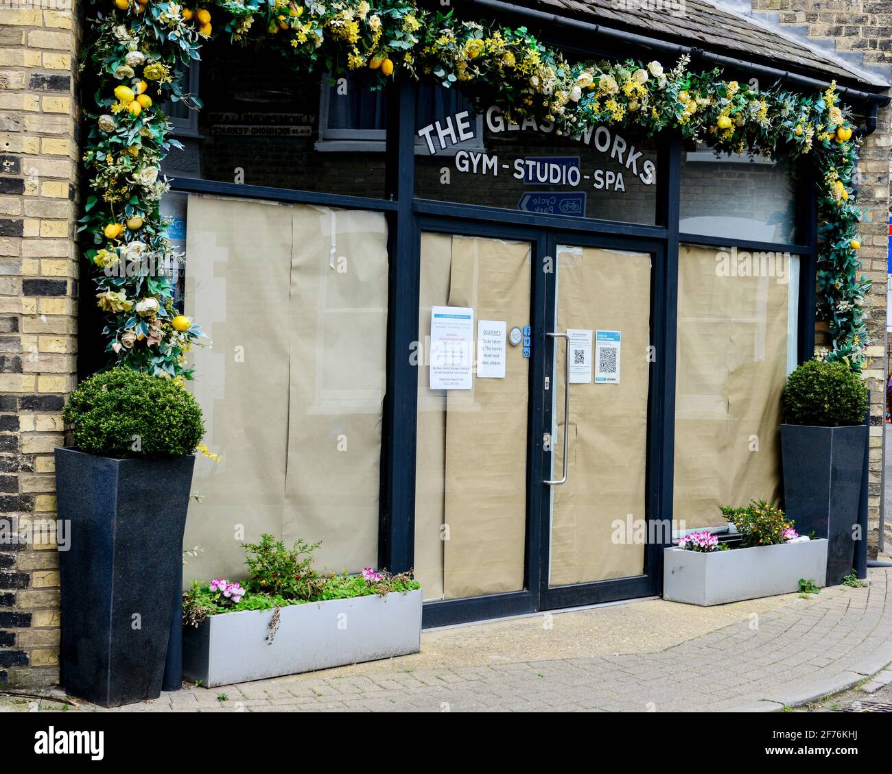 Exterior of closed Gym Stock Photo - Alamy