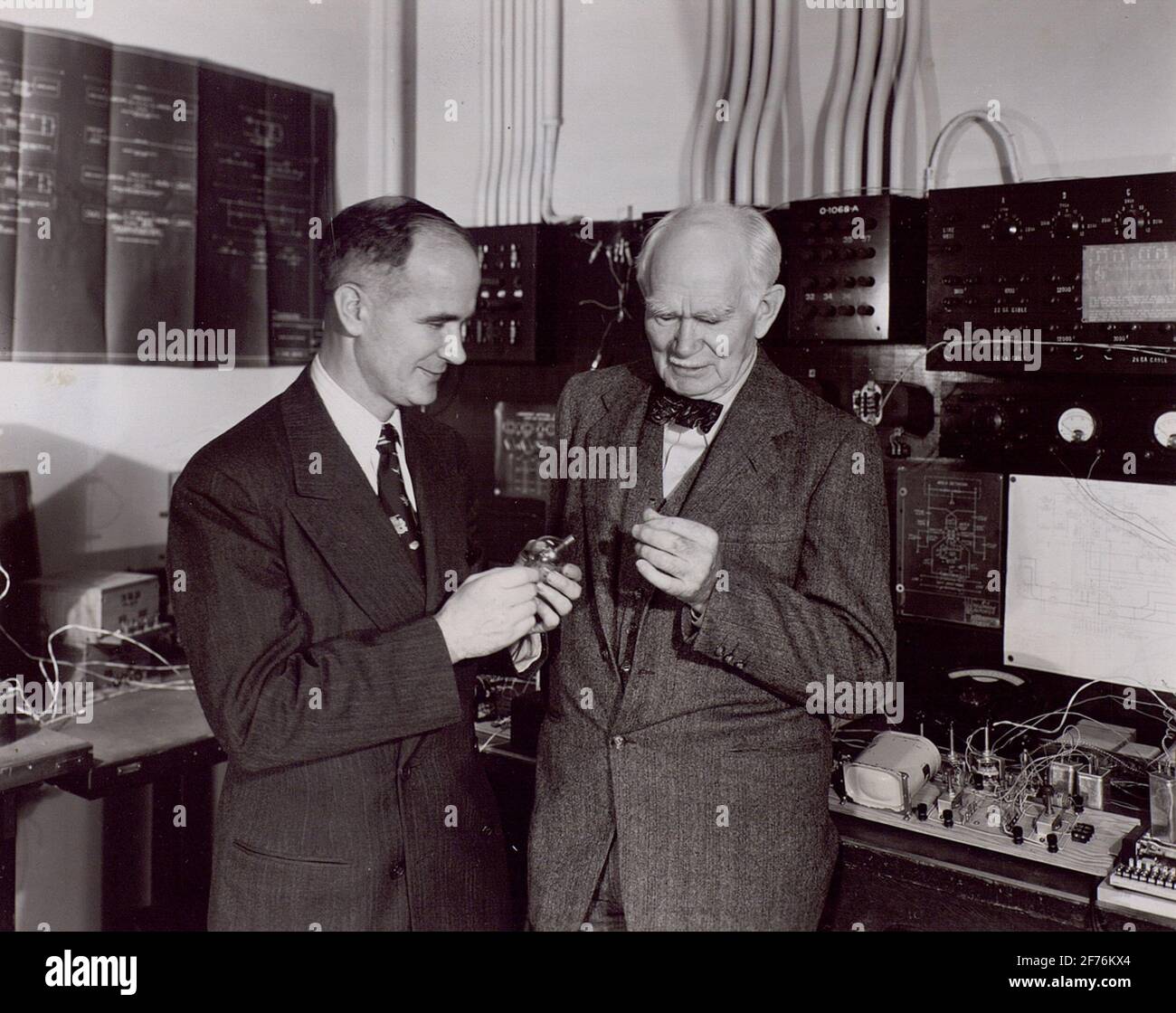 Shockley hi-res stock photography and images - Alamy