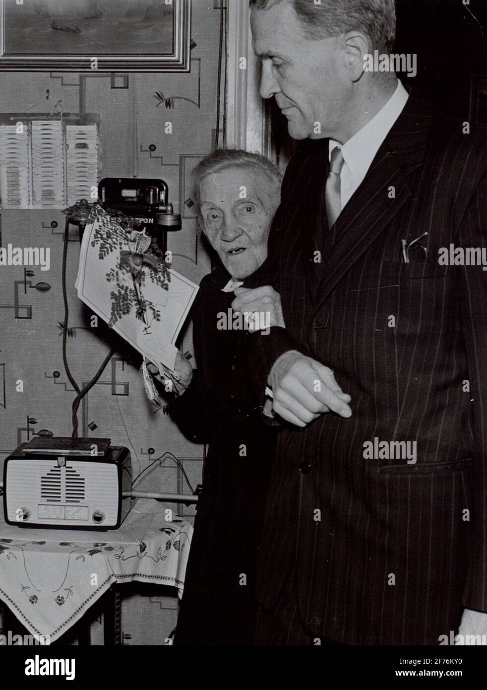 Anna Landin (F.D. Telegraphex Forwarder) on the 90th anniversary d. 22. ...
