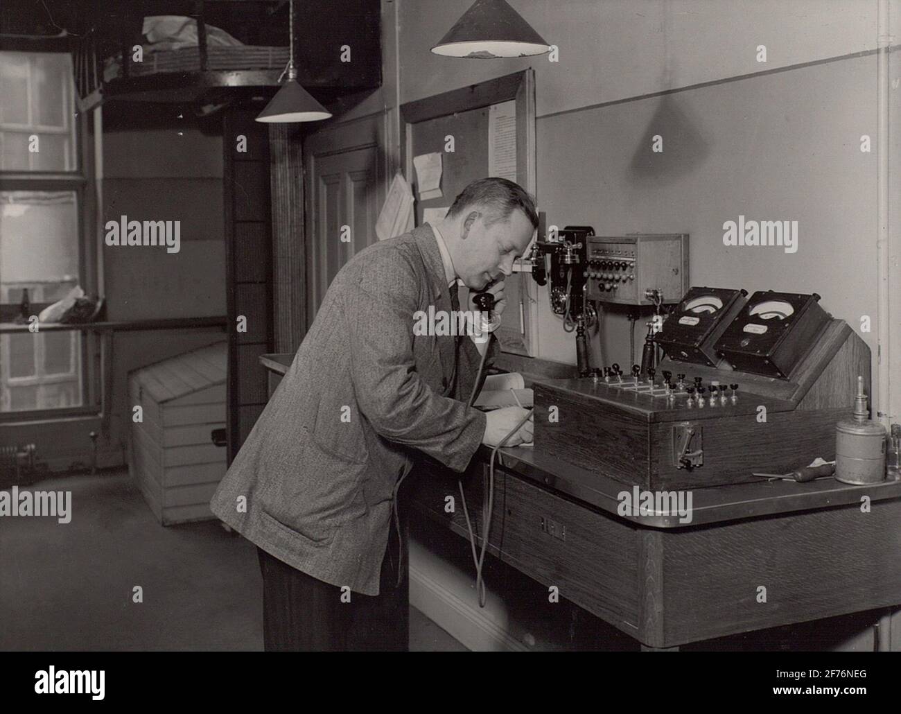 Construction project handover hi-res stock photography and images - Alamy