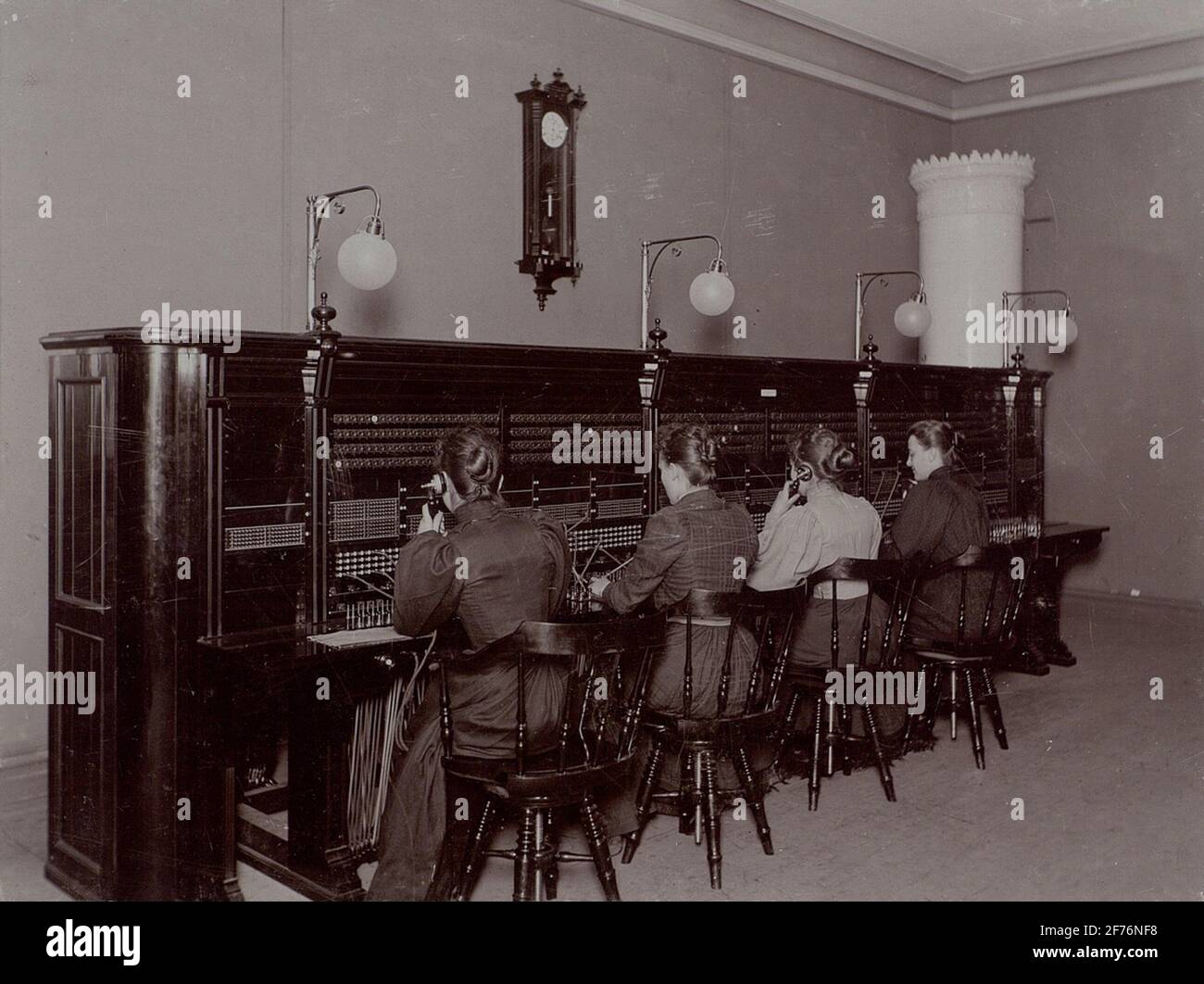 Manual telephone exchange hi-res stock photography and images - Alamy