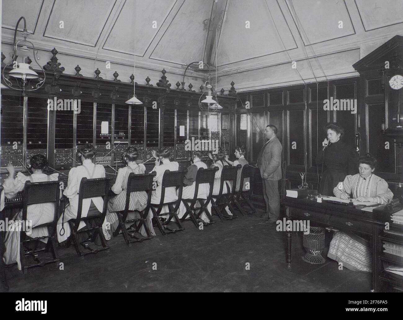 1908 telephone hi-res stock photography and images - Alamy