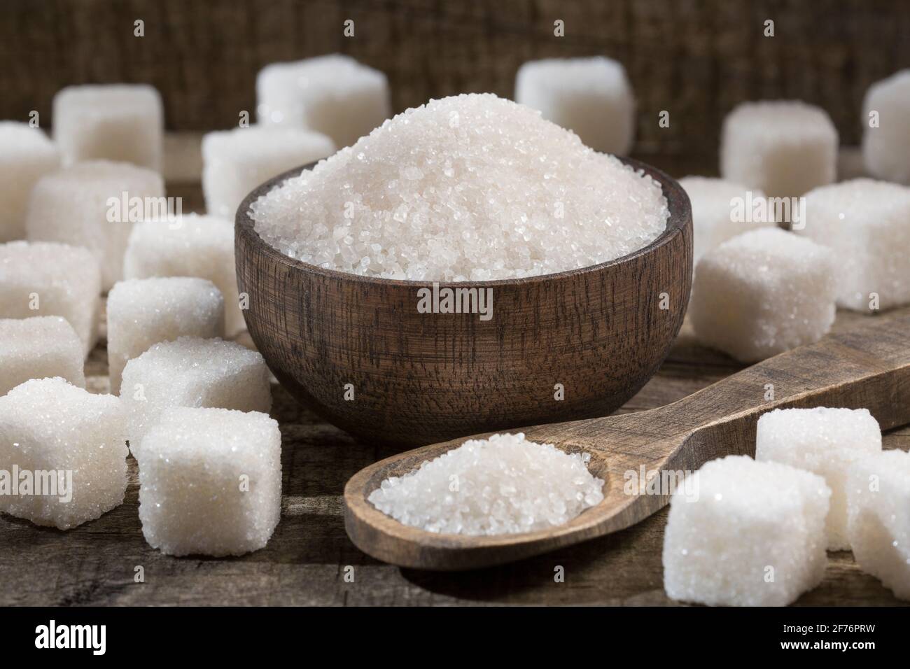 White refined sugar hi-res stock photography and images - Alamy