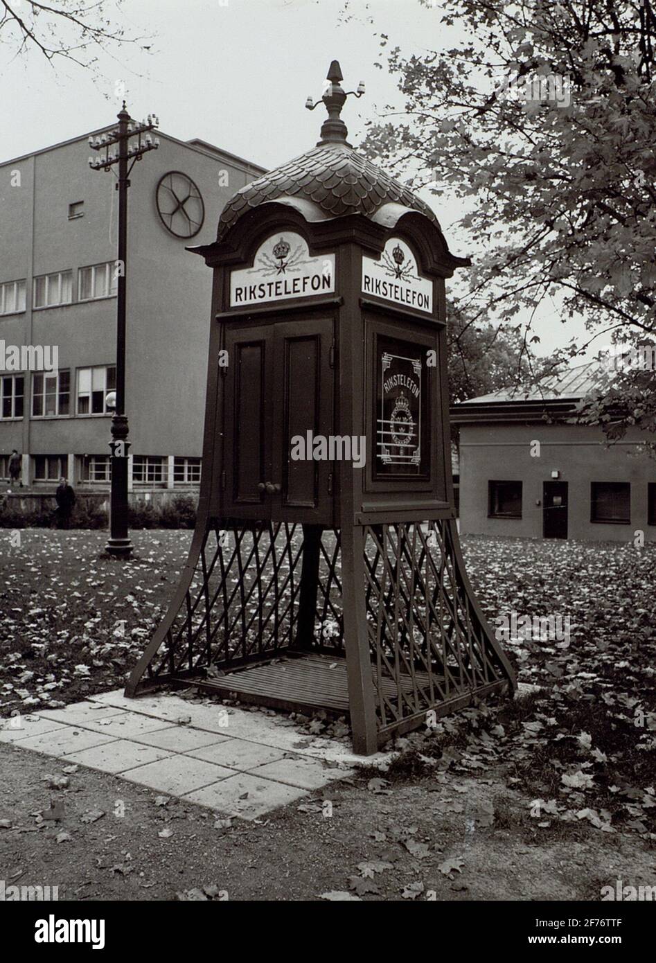 Telephone booth outside the telemuseum Stock Photo - Alamy