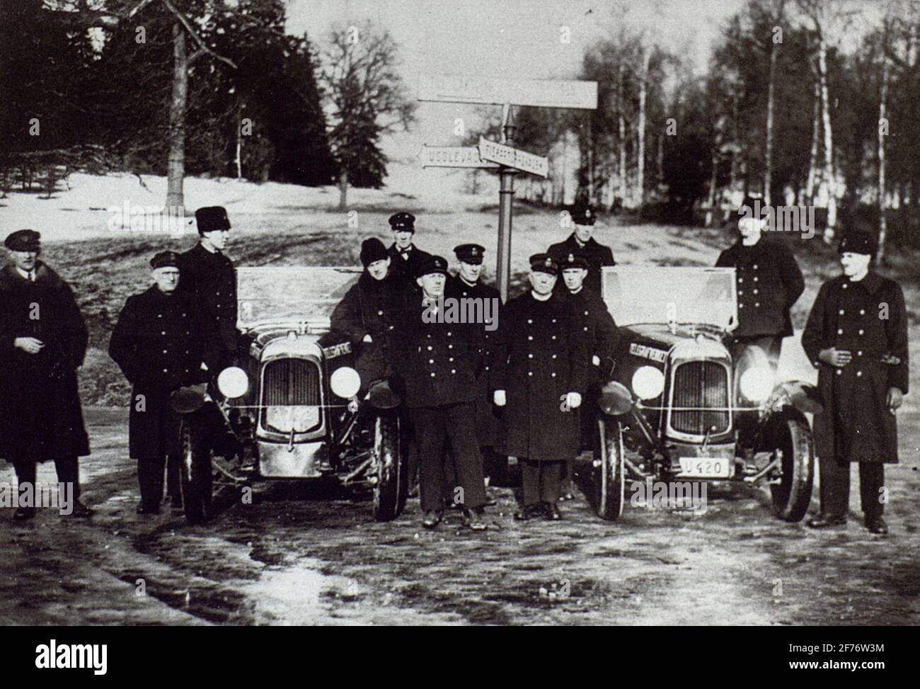 Driving license in the 1920s. 5th from the left, Karl Kristmansson ...