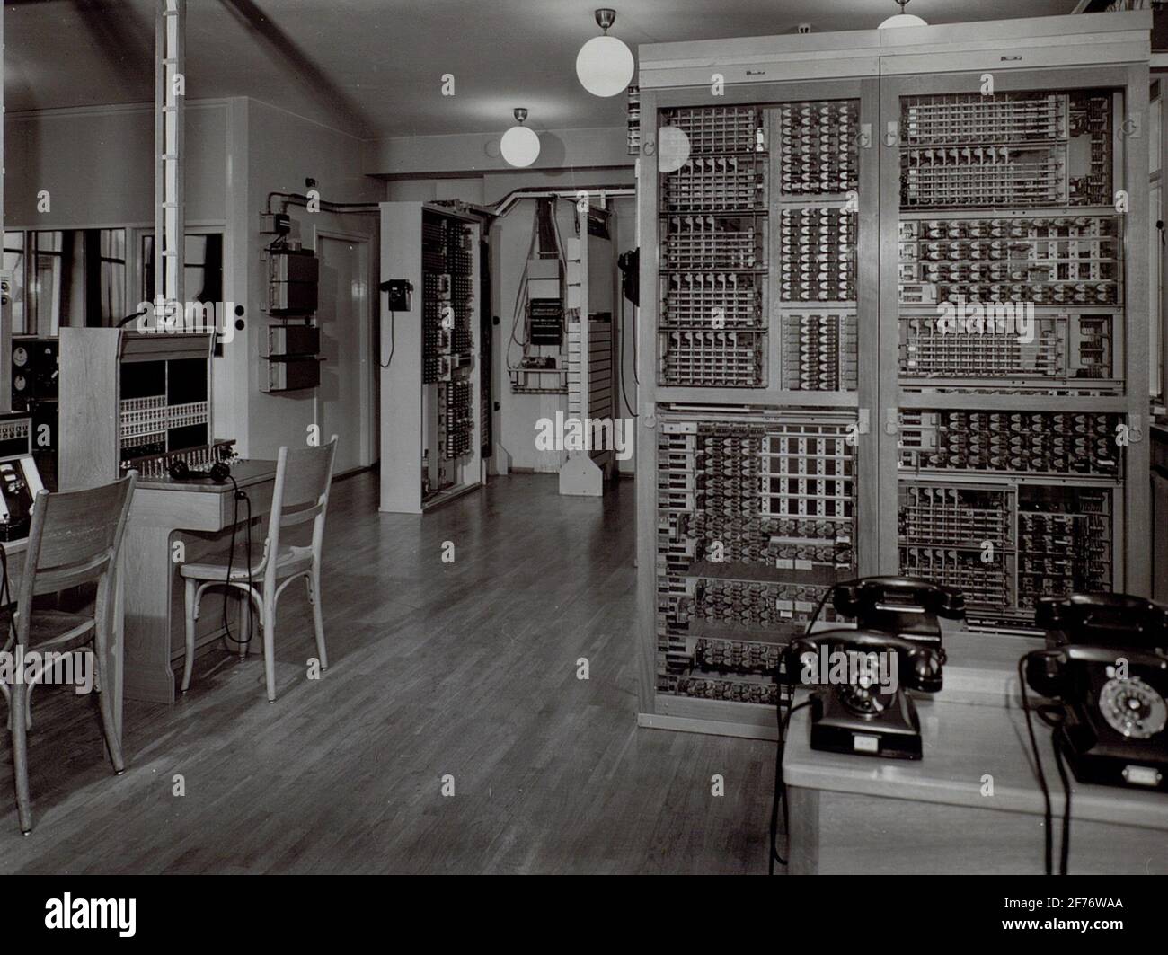 Exchange room hi-res stock photography and images - Alamy