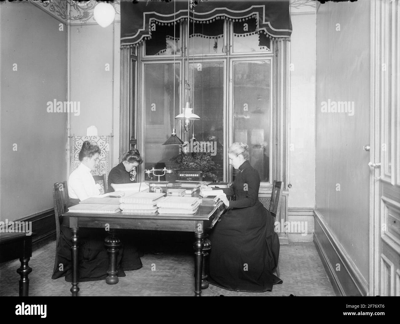 The number office Stock Photo - Alamy