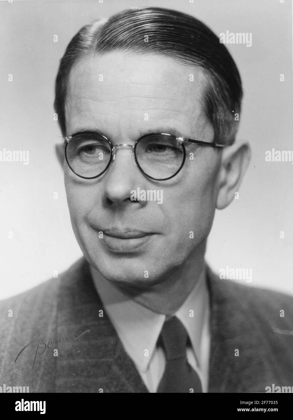 Portrait of MSc Birger Chef, 1944 Stock Photo - Alamy