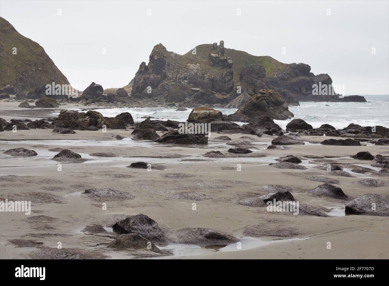 Lone ranch hi-res stock photography and images - Alamy