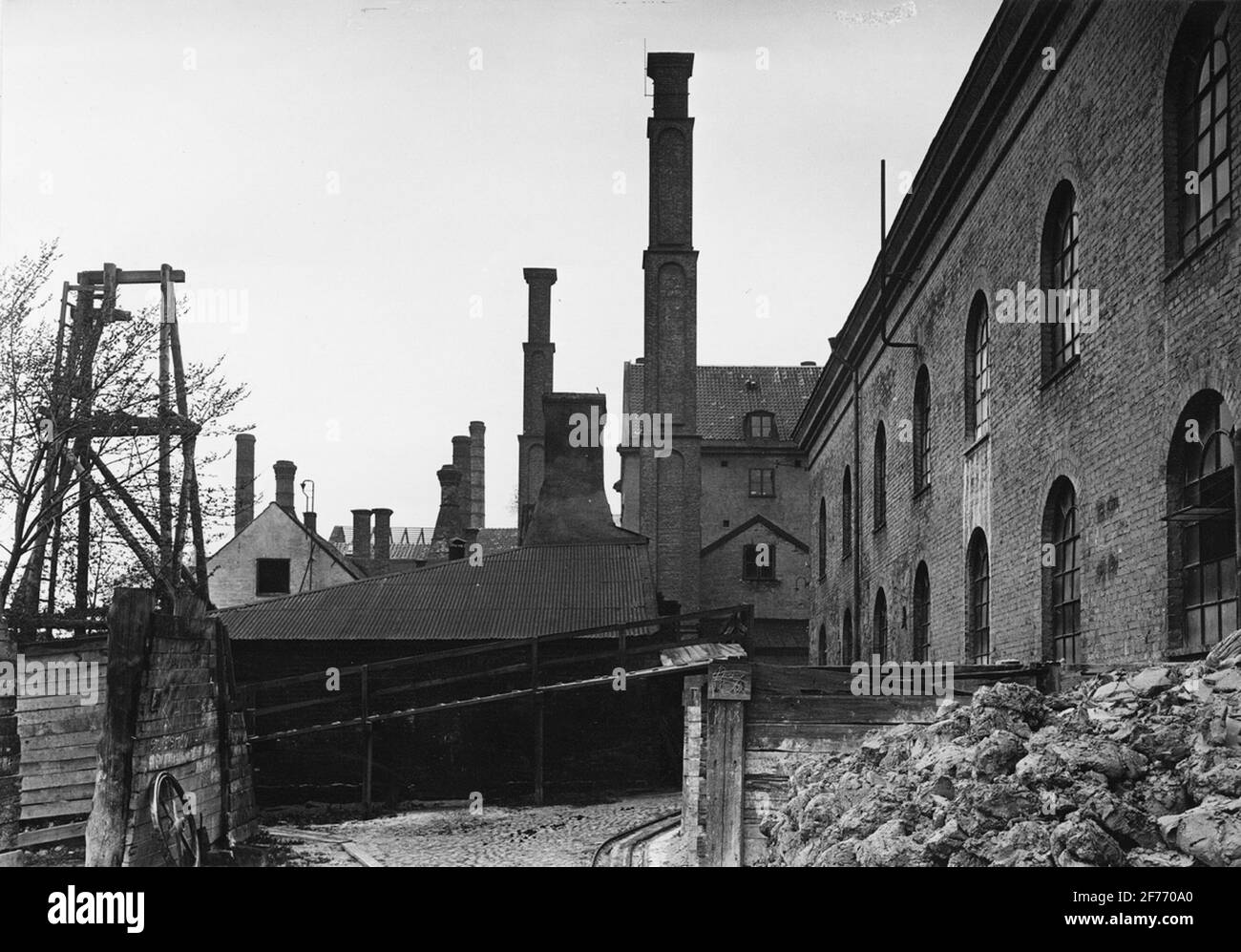 Sludge house Black and White Stock Photos & Images - Alamy