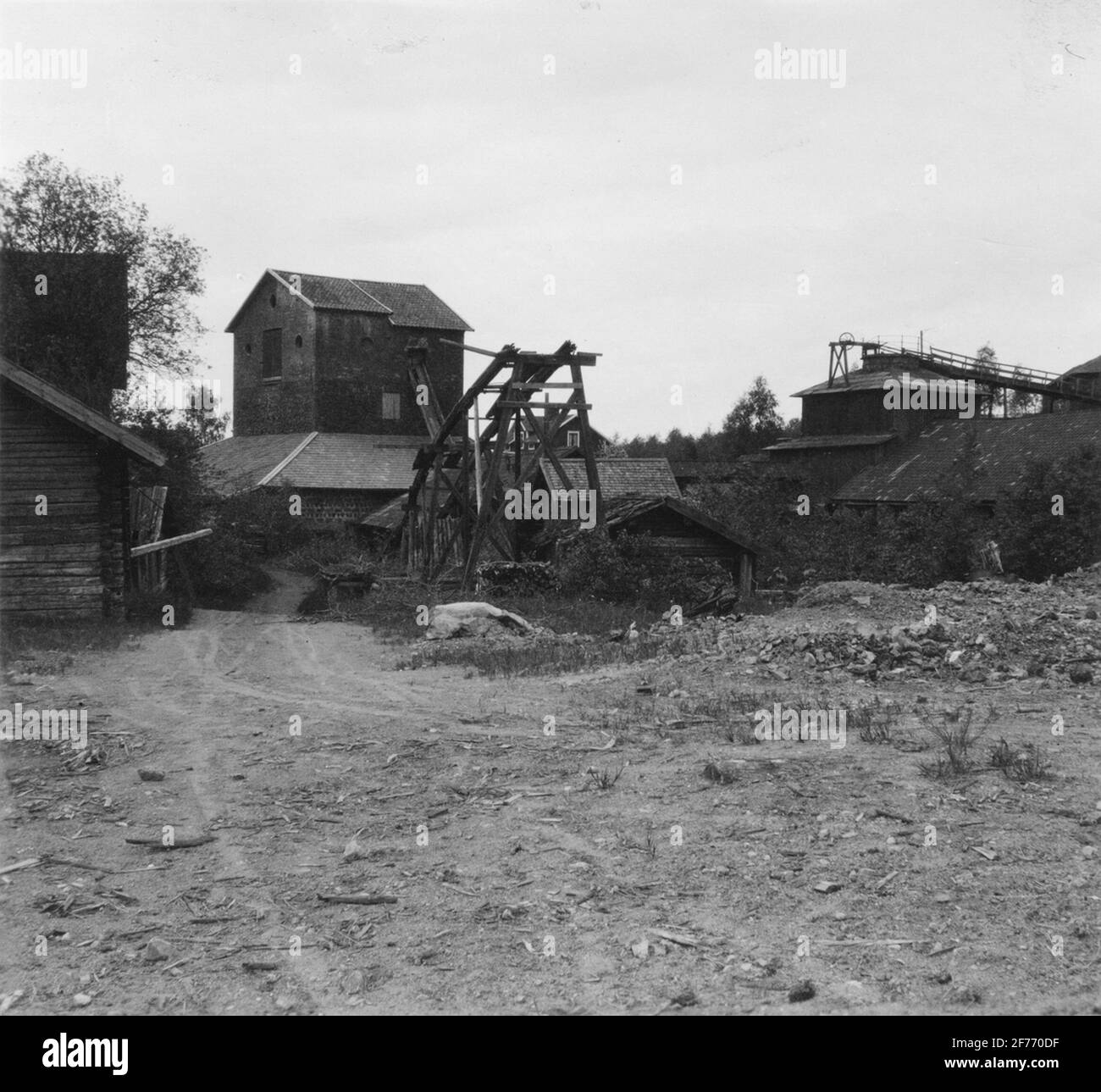Flatenberg's blast furnace, valleys.Hyttan, roast oven and residue of ...