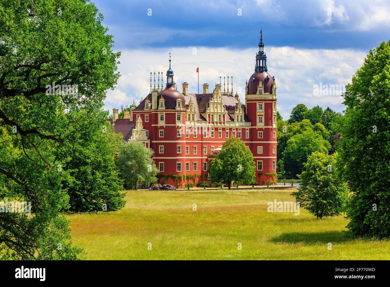 Schloss muskau muskau palace hi-res stock photography and images - Alamy
