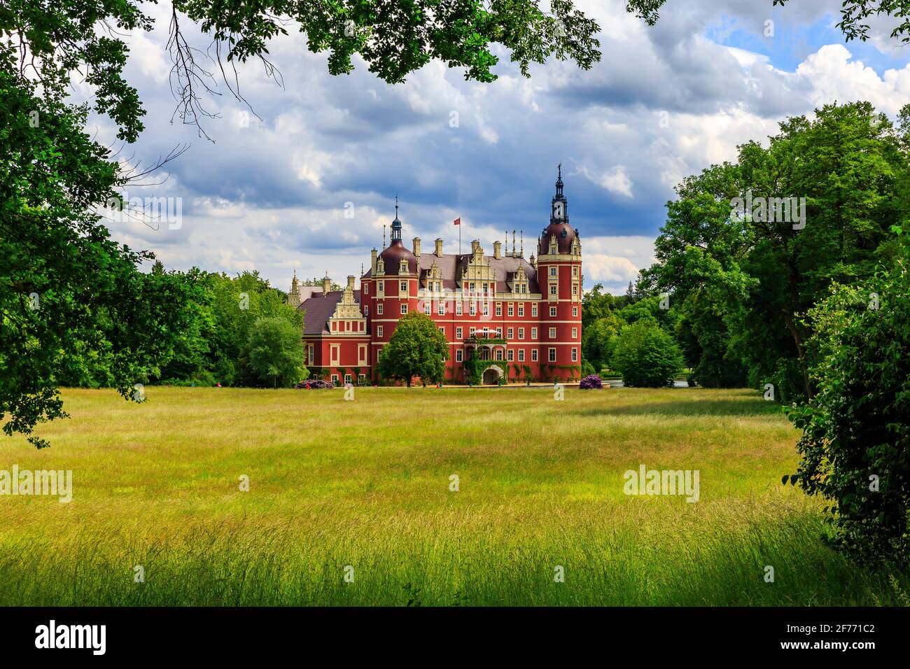 Muskau castle history hi-res stock photography and images - Alamy