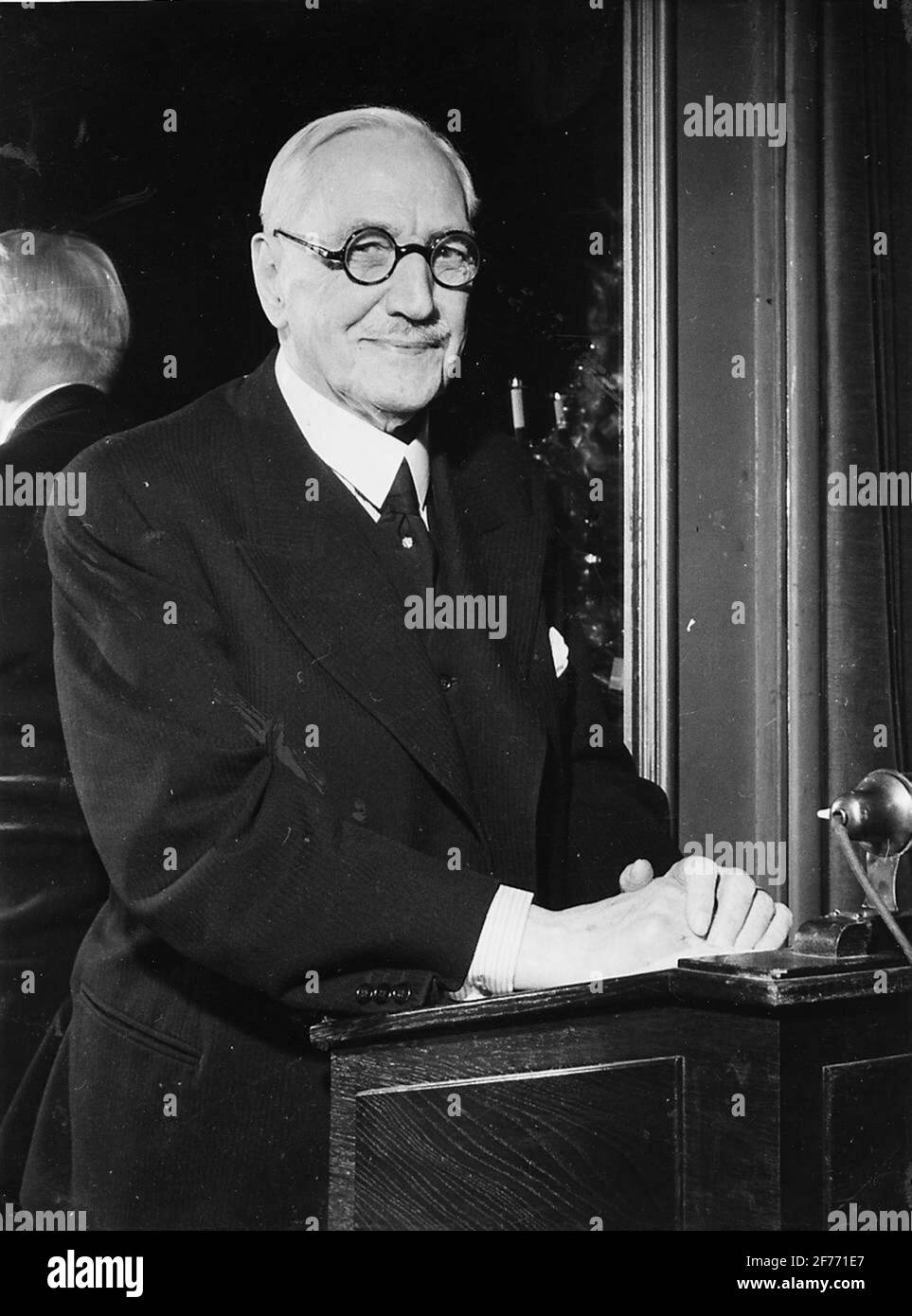 18 12 1942 hi-res stock photography and images - Alamy