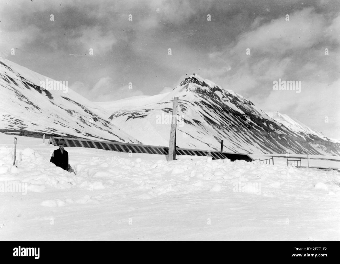 Weather tool 1917 hi-res stock photography and images - Alamy