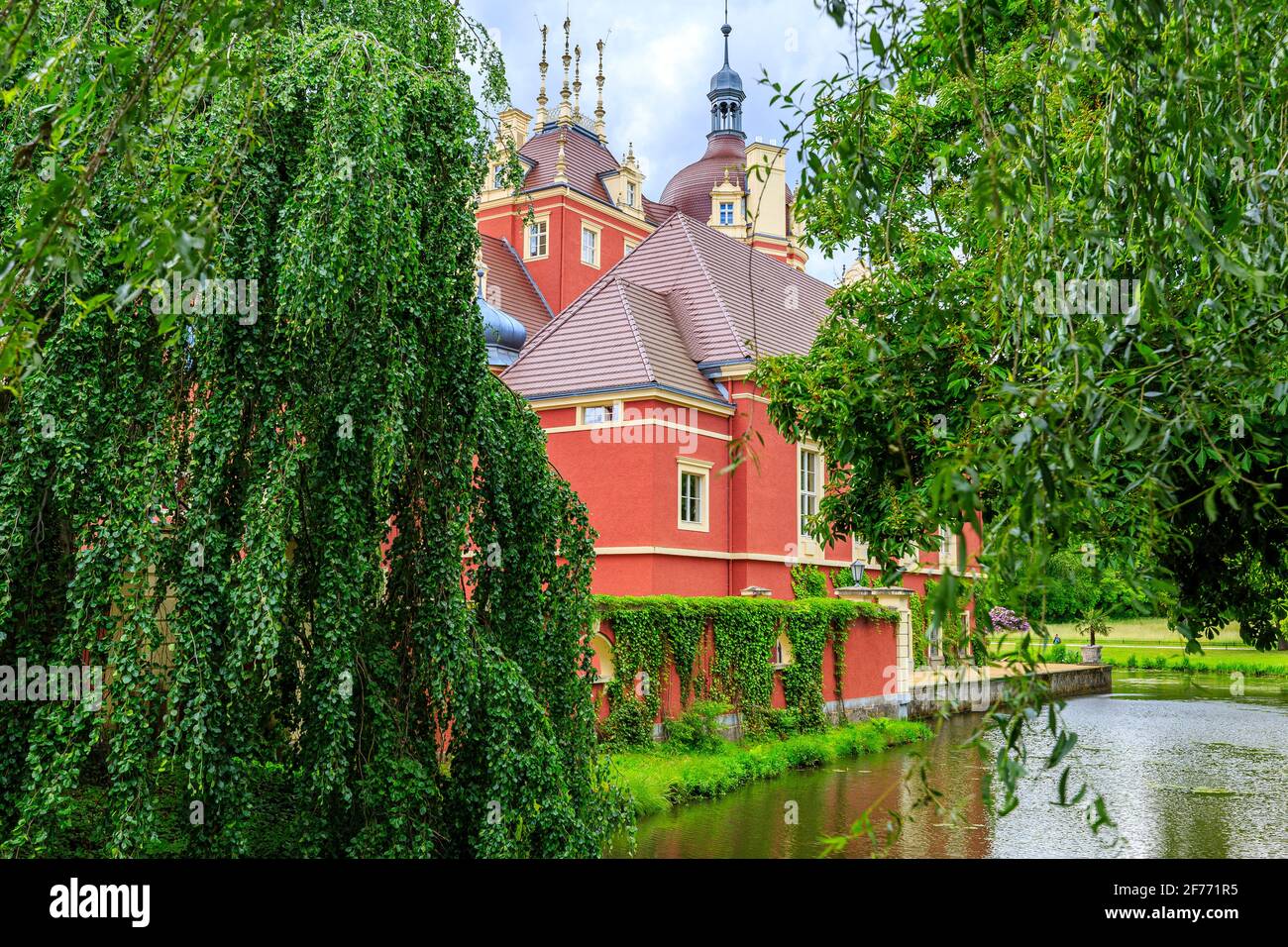 Muskau castle architecture hi-res stock photography and images - Alamy