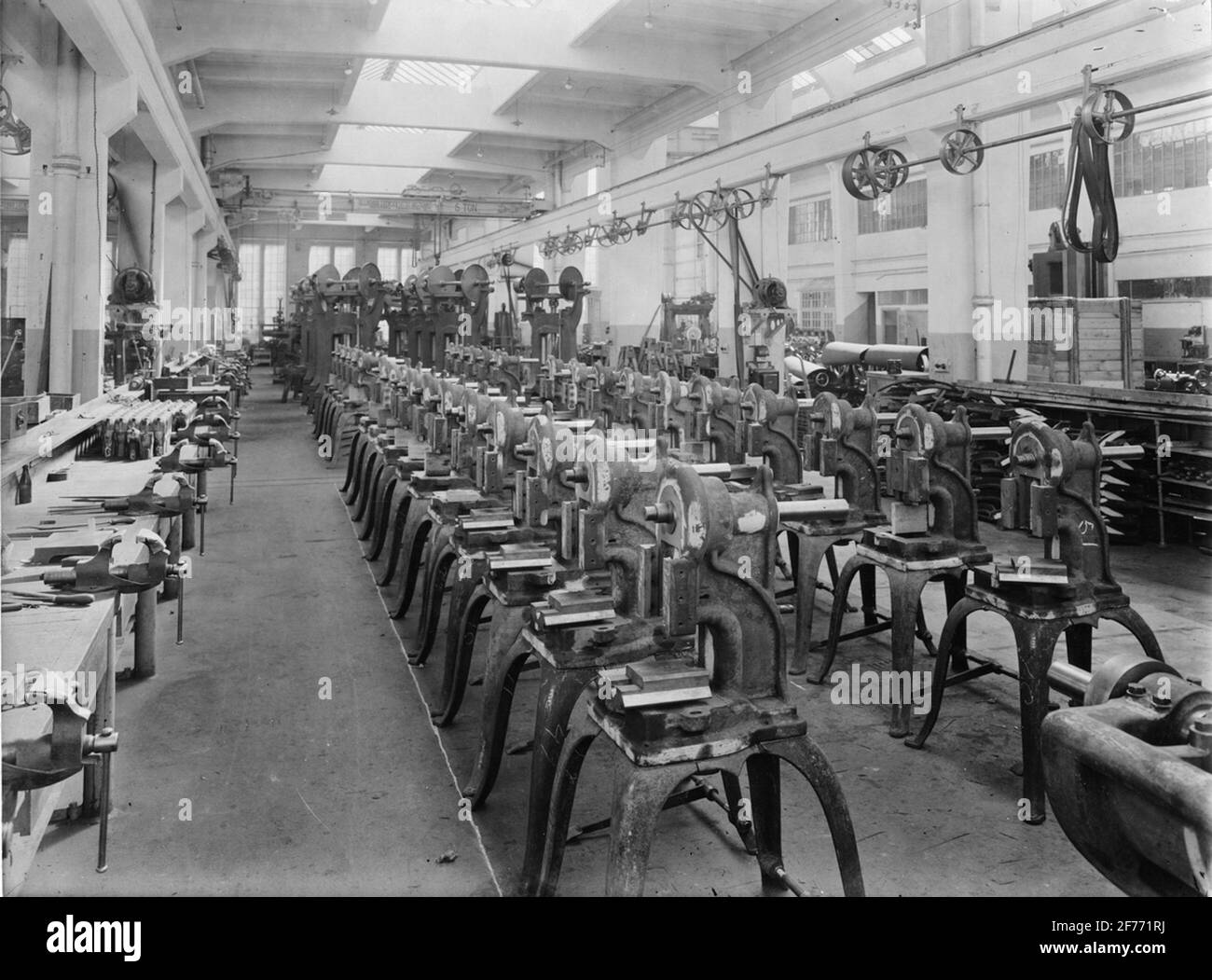Mounting hall for presses, Munktell's mechanical workshop in Eskilstuna ...