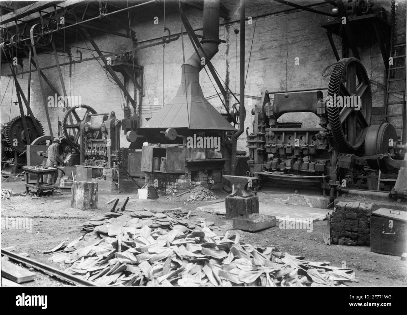 Press mill hi-res stock photography and images - Alamy