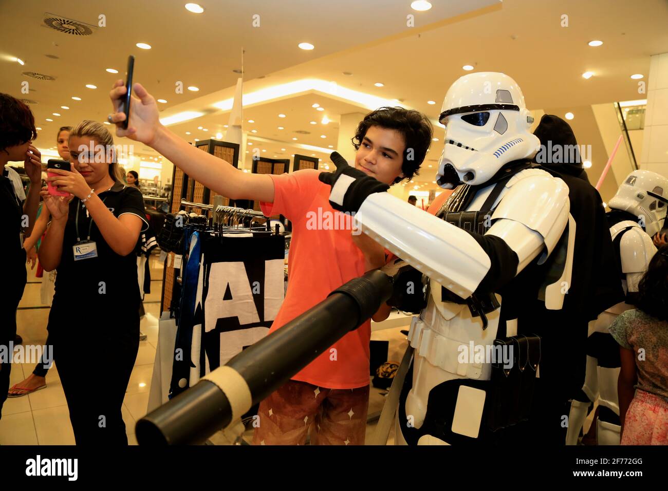 Brazilian movie star hi-res stock photography and images - Alamy