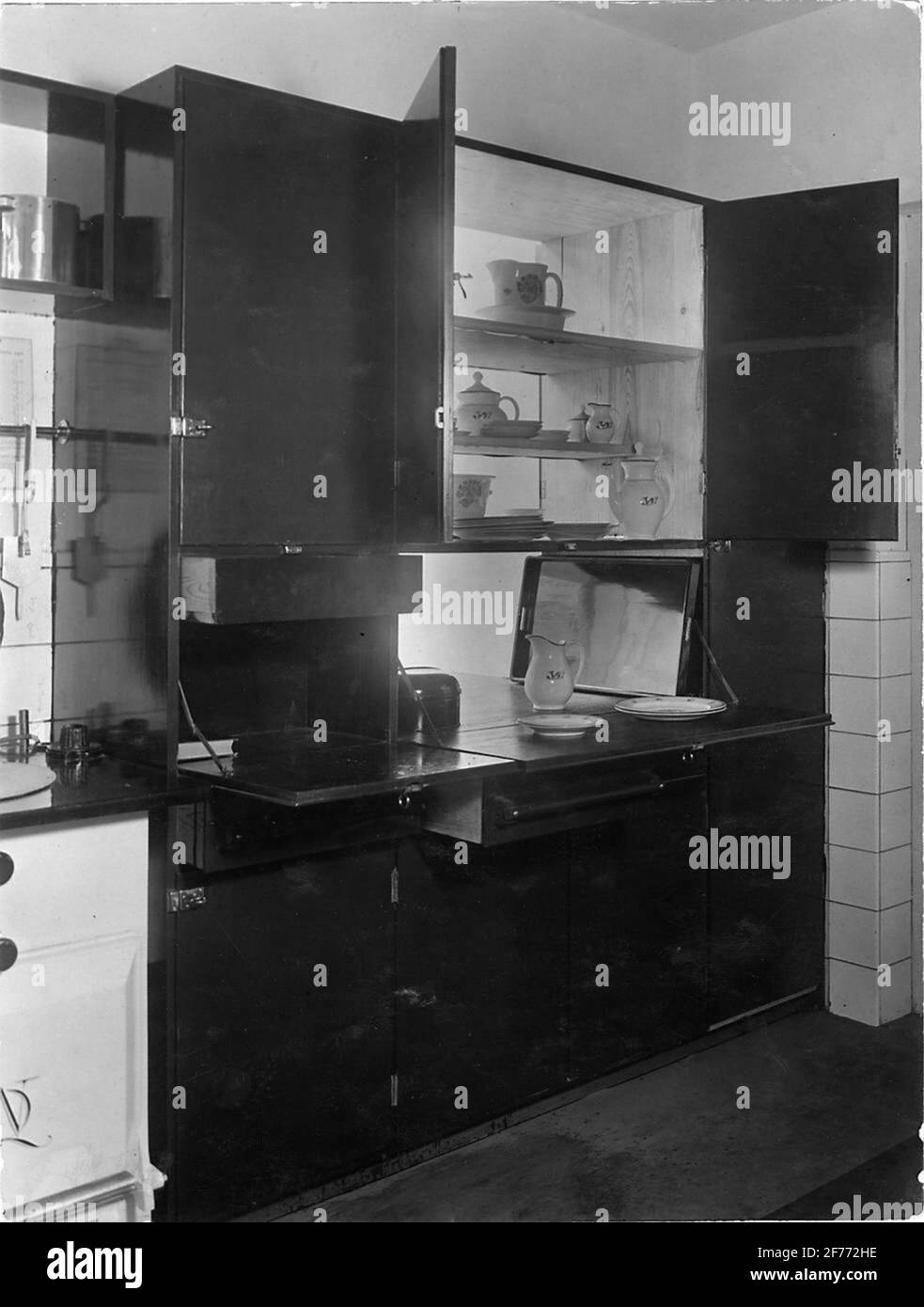 Building and Bo Exhibition in Stockholm 1928. Kitchen interior Stock ...