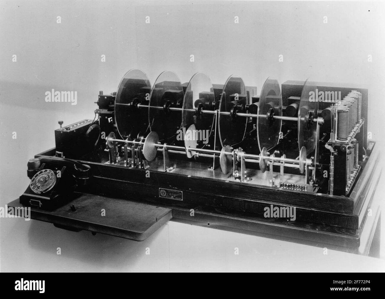 Miss machine hi-res stock photography and images - Alamy