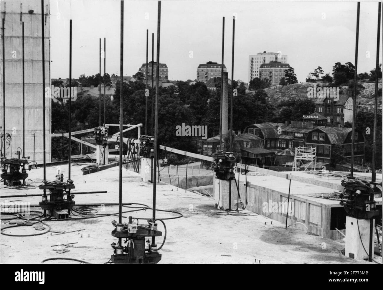 Lift slab hi-res stock photography and images - Alamy