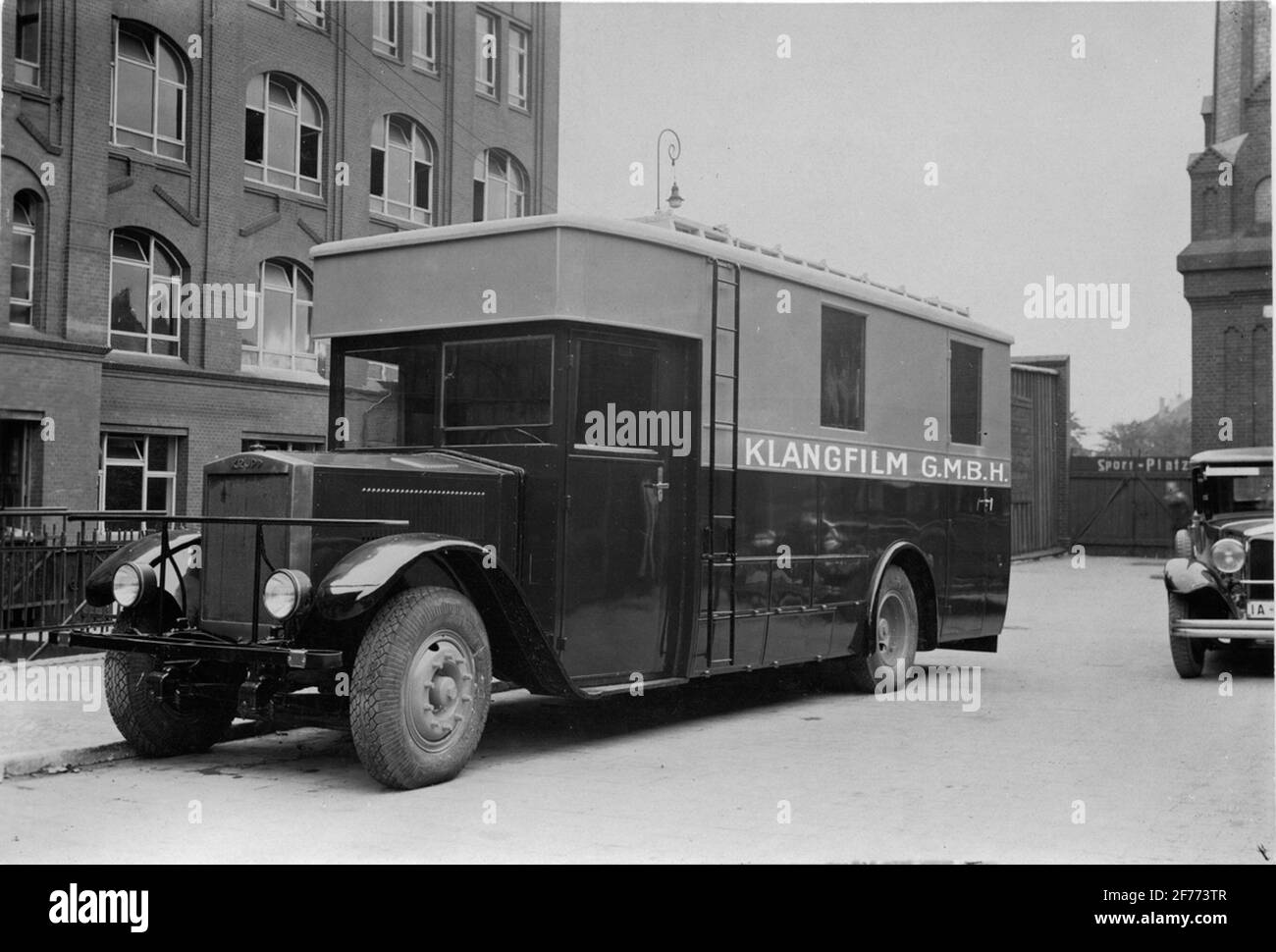 Klangfilm's modern recording car for audio film. The car from the UFA ...