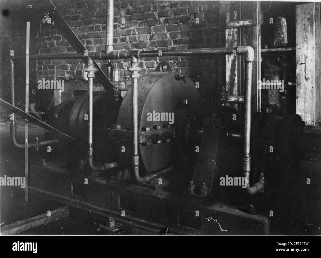 Mechanical advancements Black and White Stock Photos & Images - Alamy