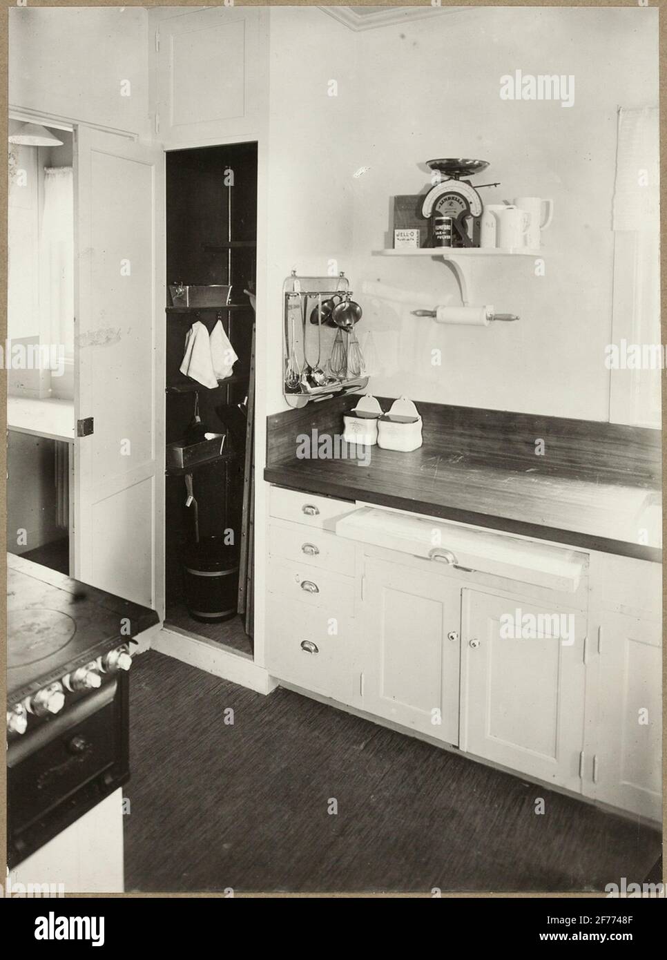 Building and living exhibition at Lidingö in 1925. Kitchen designed by ...