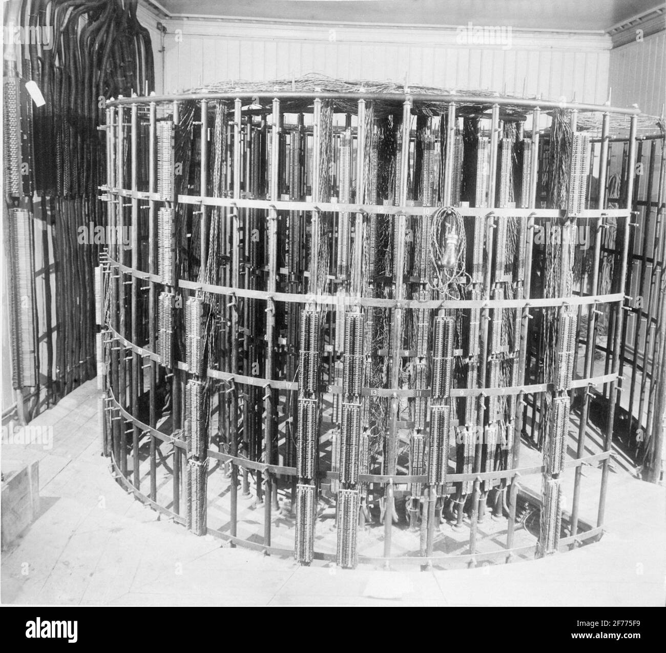 Financial device Black and White Stock Photos & Images - Alamy