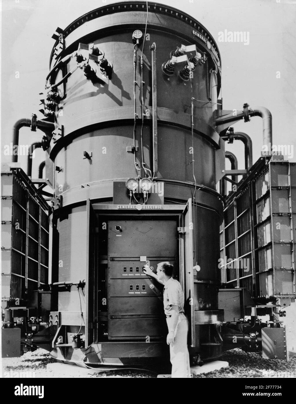 Reactor technology hi-res stock photography and images - Alamy