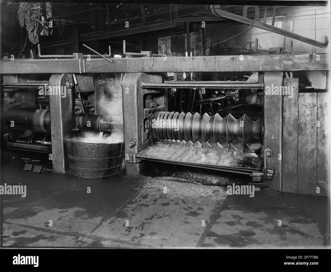 Systems checks Black and White Stock Photos & Images - Alamy