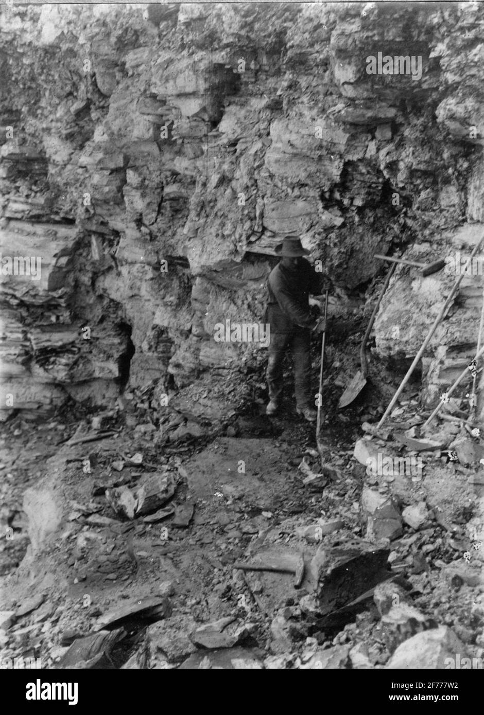 The breaking of slate to limestone burning. Latorps use Stock Photo - Alamy